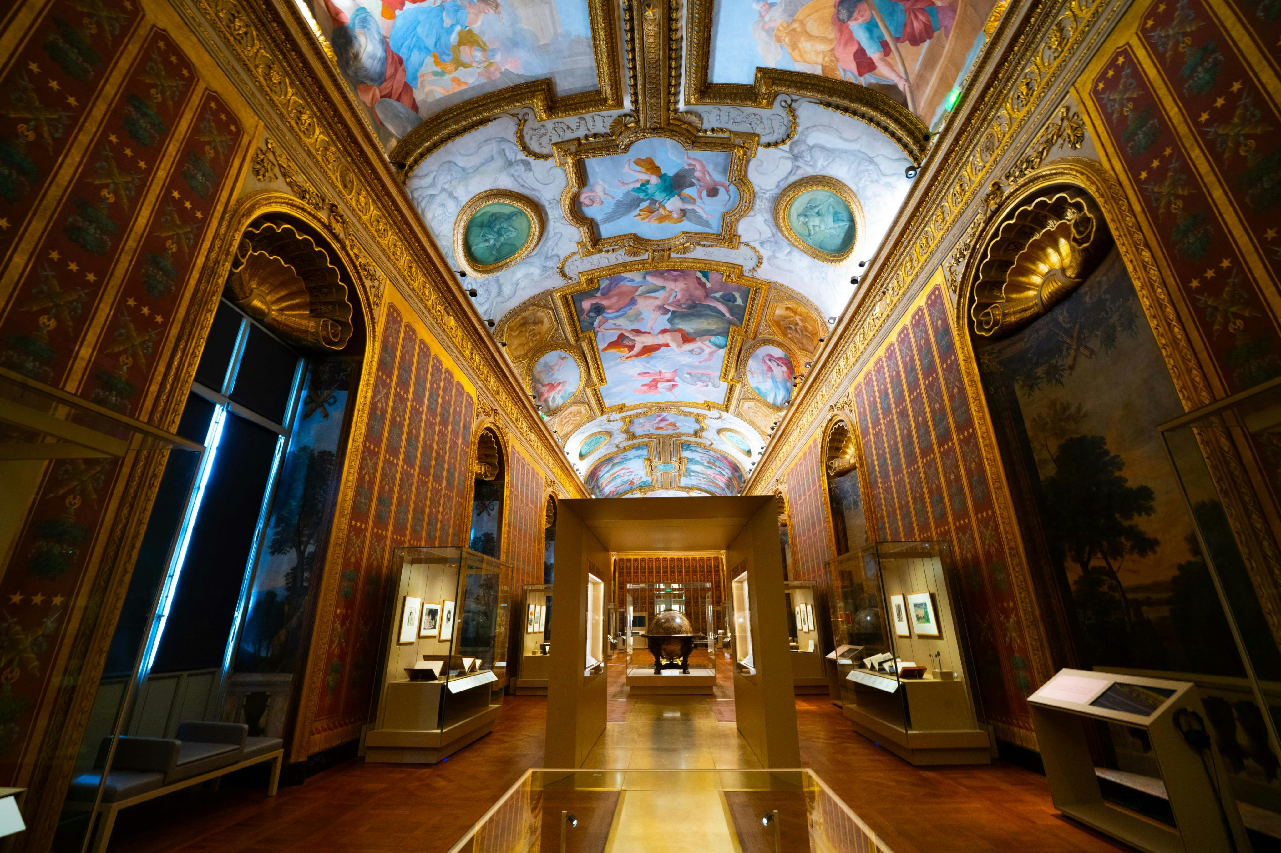 フランス軍事博物館、アンヴァリッド + BnF Richelieu ：秘密の没入型ゲーム