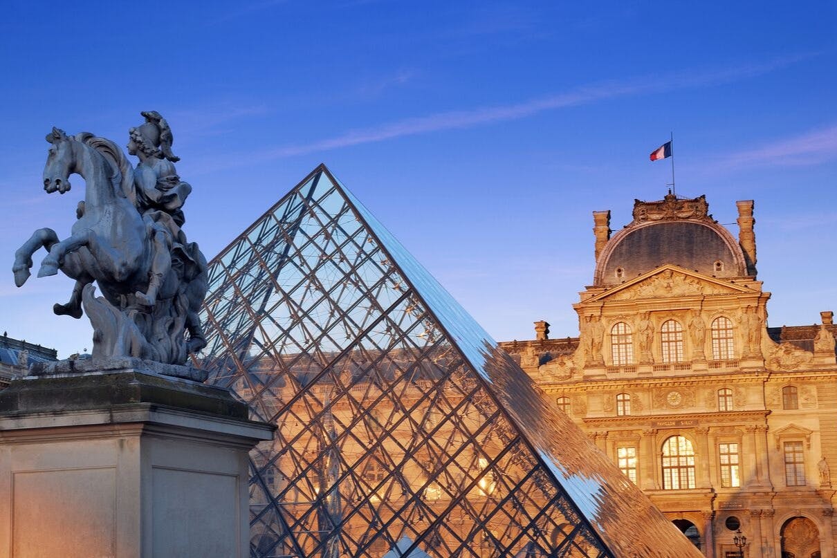 From London: Paris Eiffel Tower Lunch & Seine Cruise