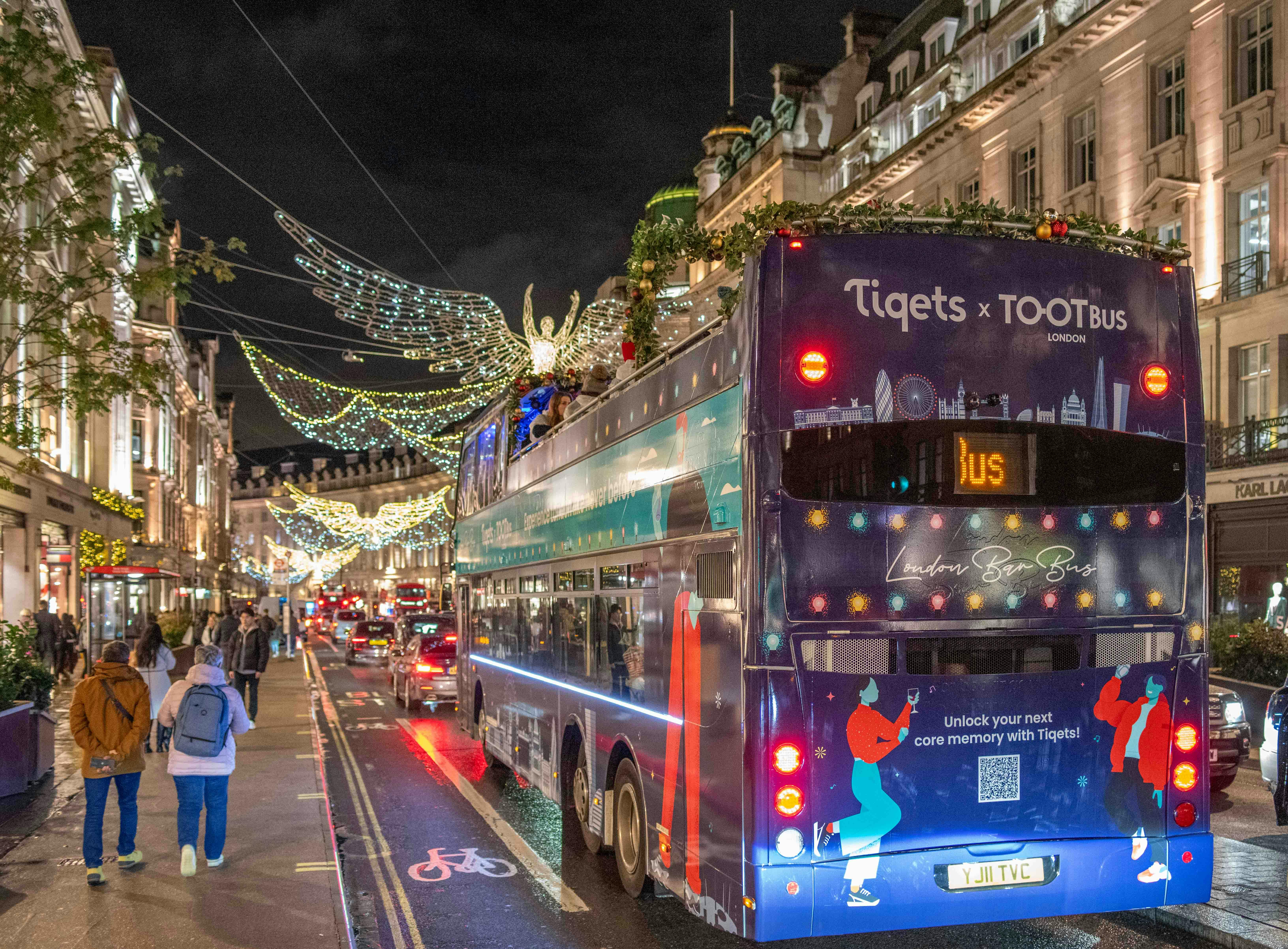 Tootbus London: Bar Bus Tour + The Shard