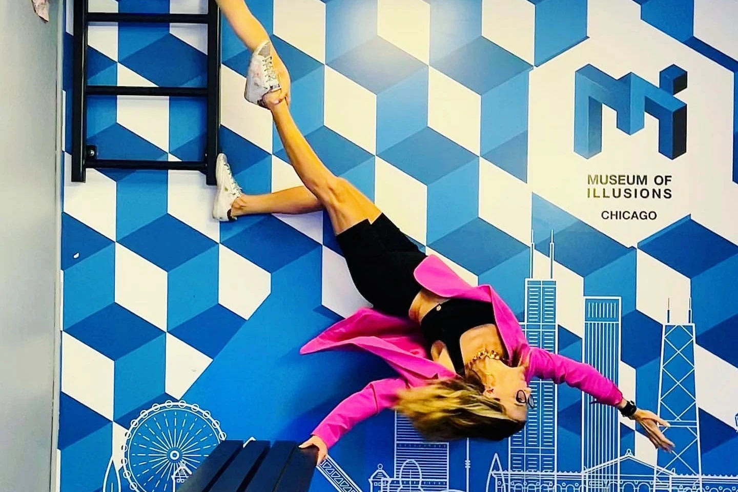 Museum of Illusions Chicago | Book Tickets, Tours & More