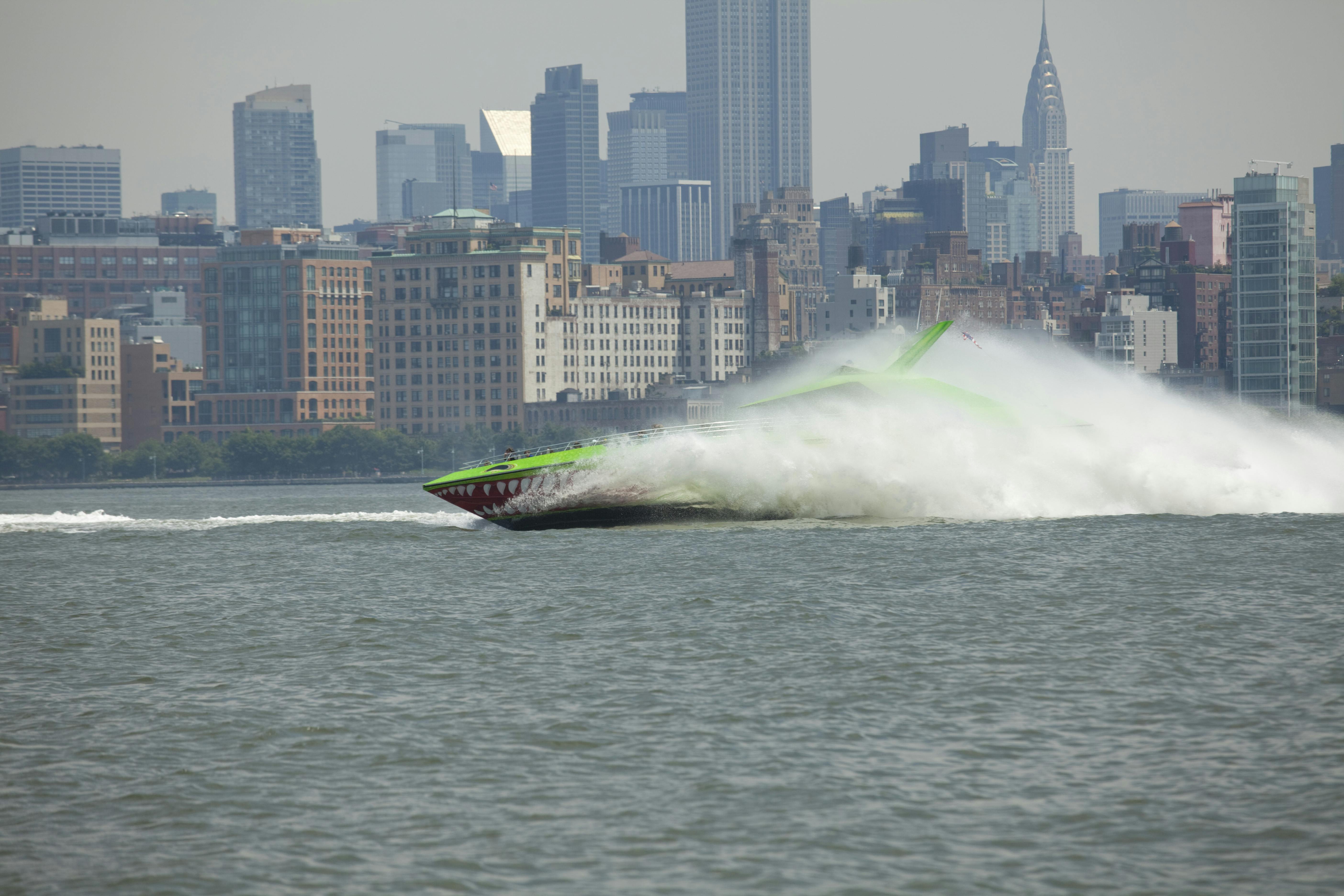 Tickets: Beast Speedboat Ride in New York City | Tiqets