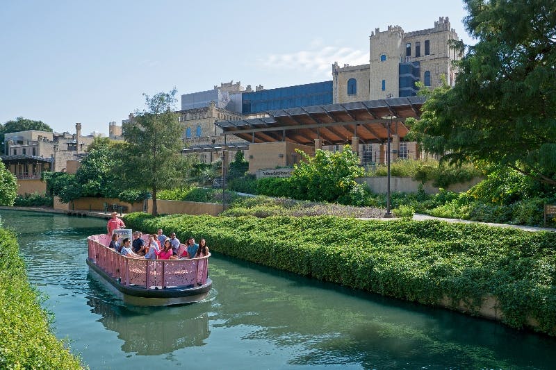 San Antonio: Narrated River Cruise Tickets