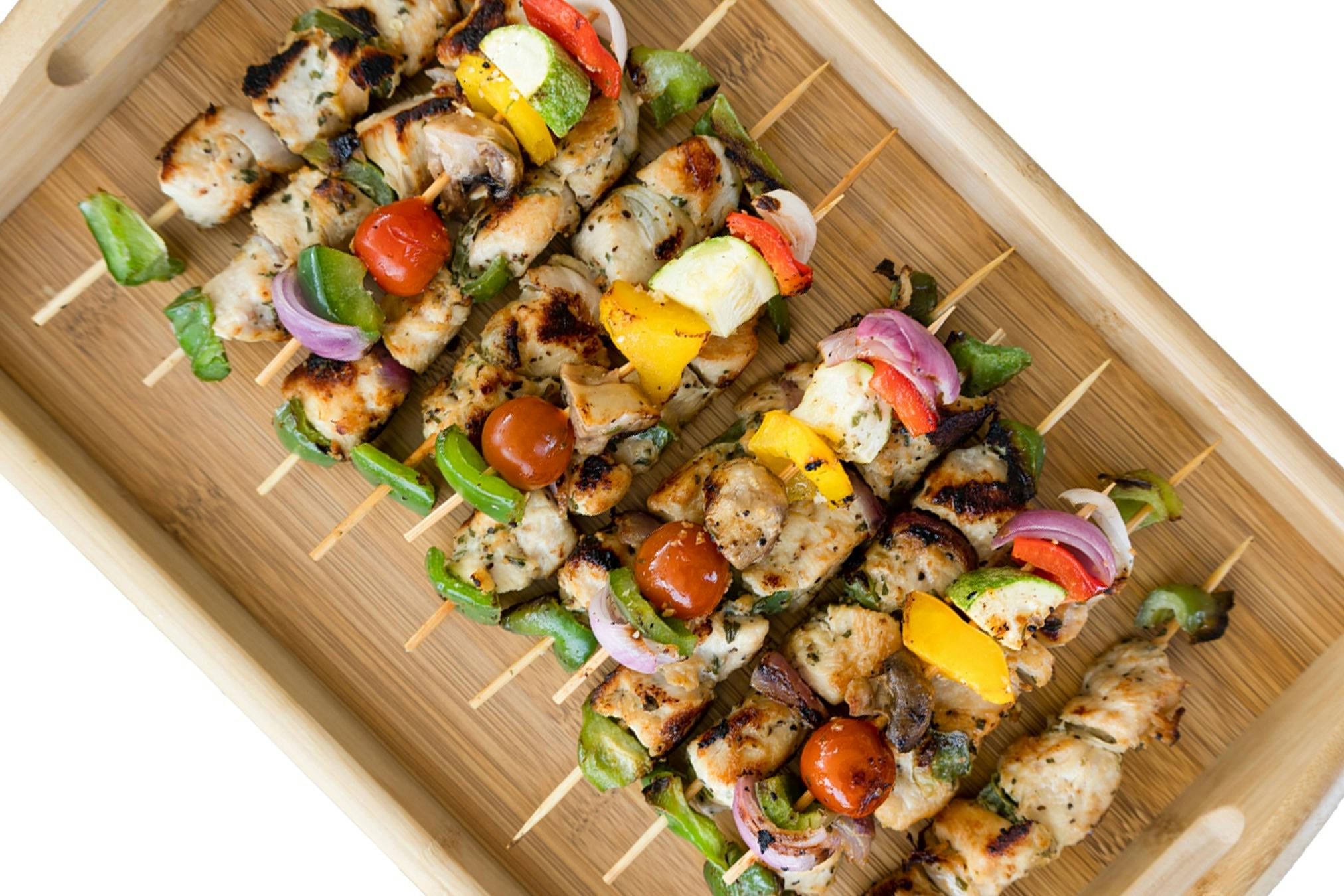 Dubai Harbour: 3-Hr Evening Yacht Tour with Live BBQ