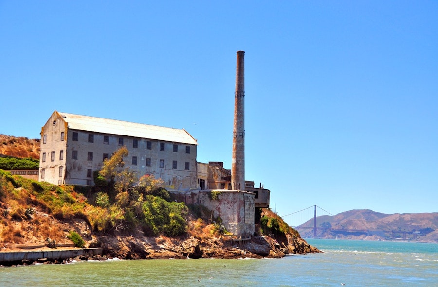 San Francisco Bridges Cruise - Hellotickets