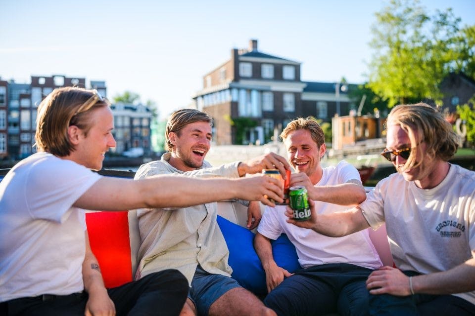 Amsterdam: Booze Cruise with Unlimited Drinks | Tiqets