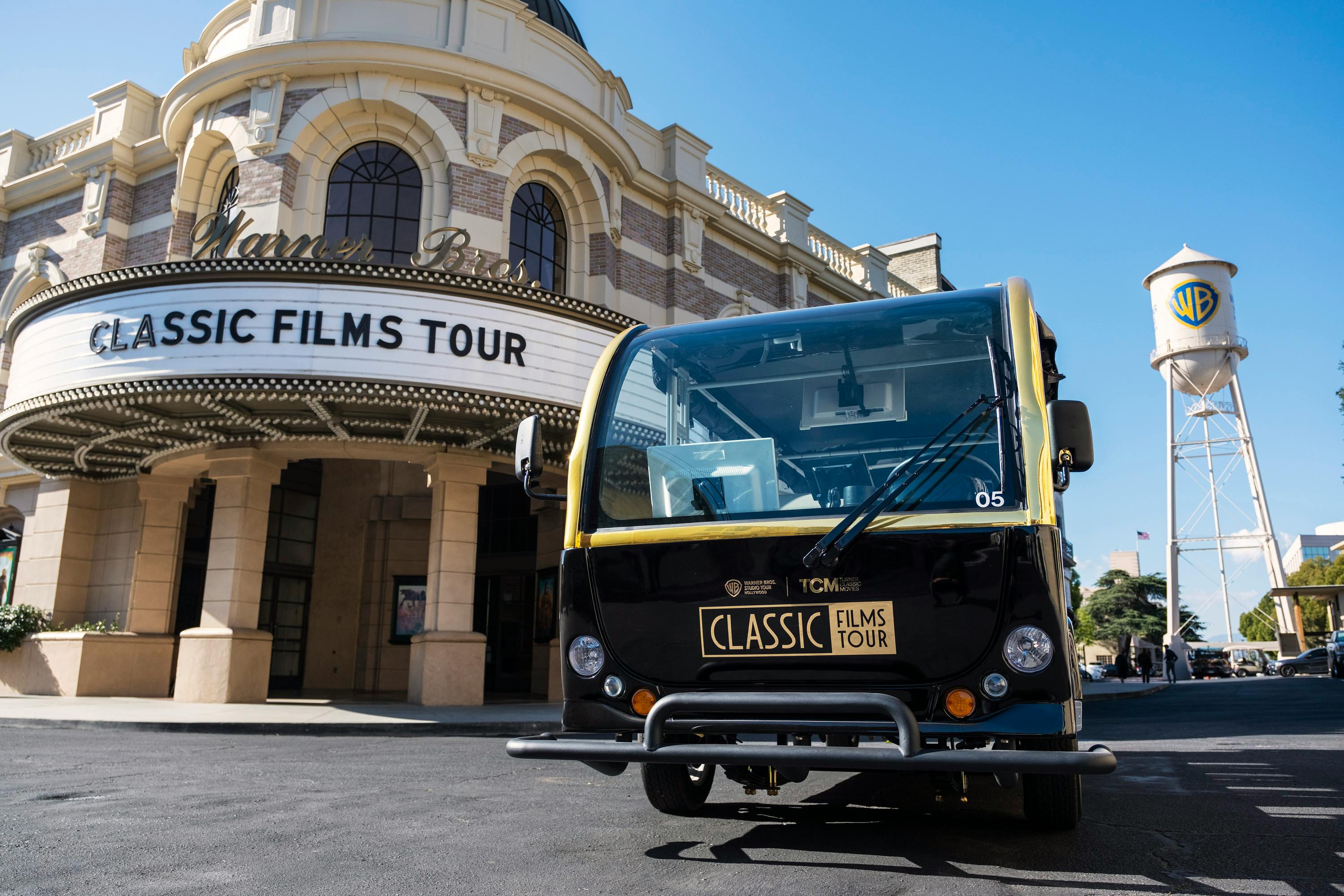 Universal Studios Hollywood™ + TCM Classic Films Tour