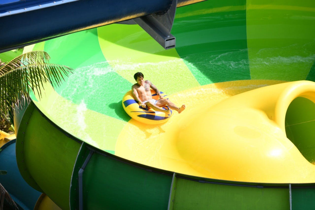 SplashMania Waterpark Tickets | Tiqets