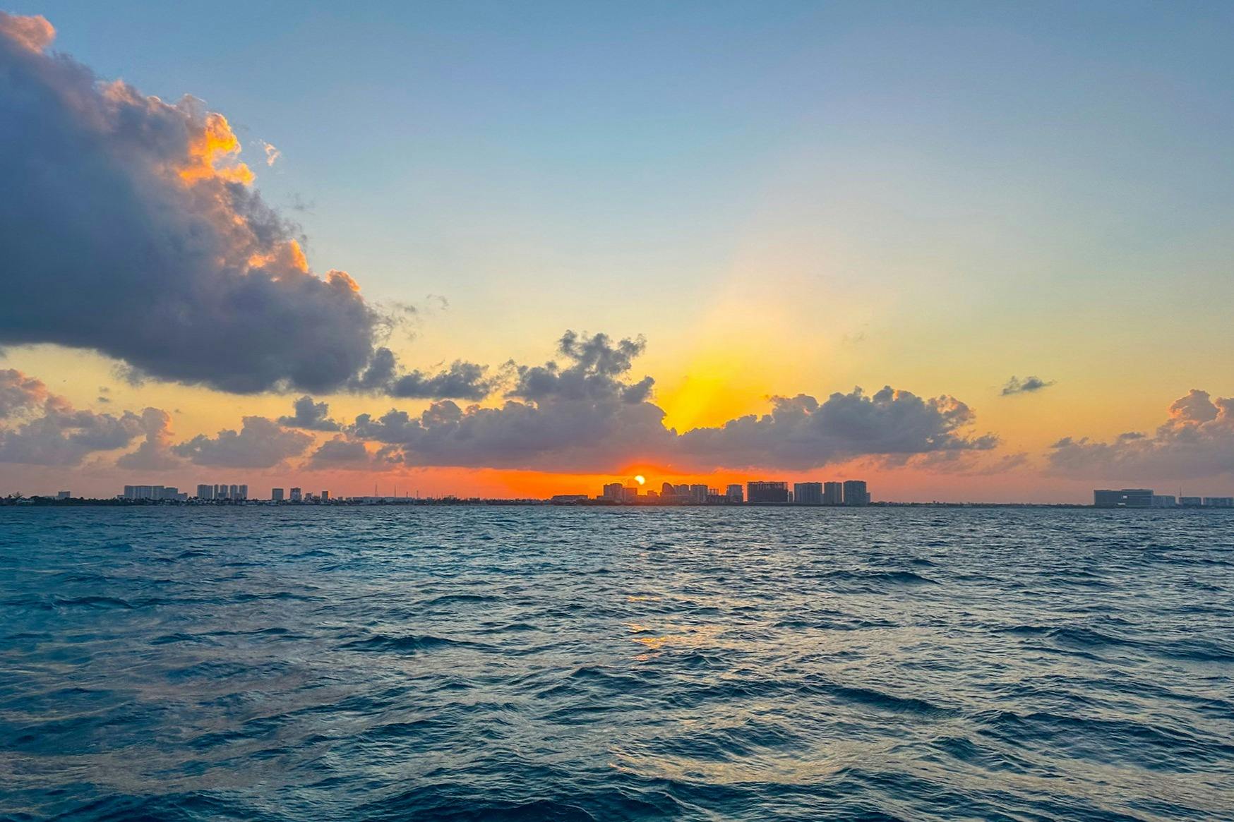 Sunset Adults-Only Cruise - Live Music & Drinks