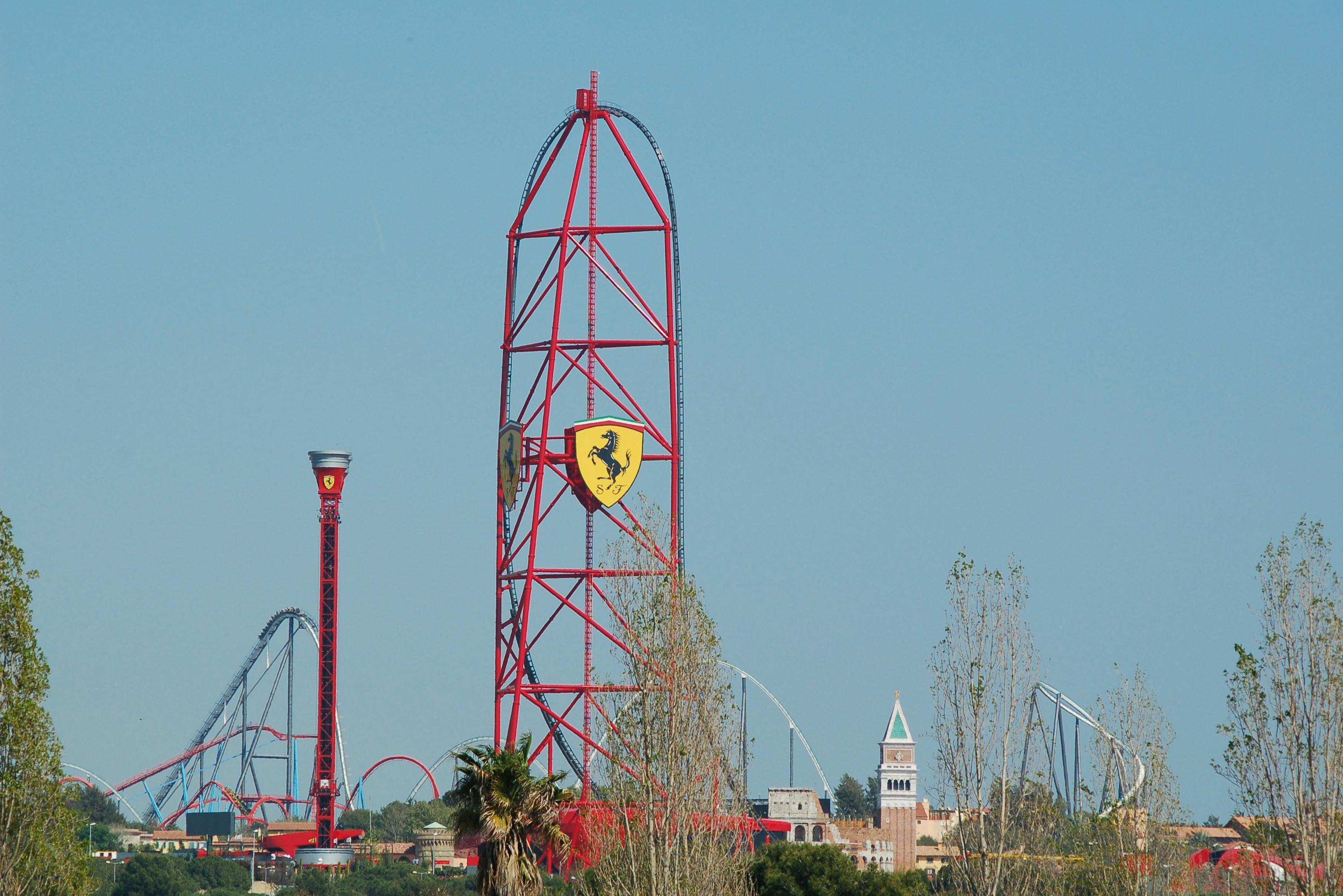 Parc PortAventura + Ferrari Land + Visite immersive et musée du FC ...