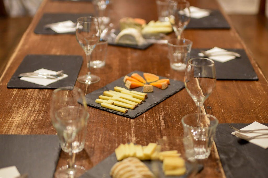 Paris: Cheese & Wine Tasting Tour Tickets