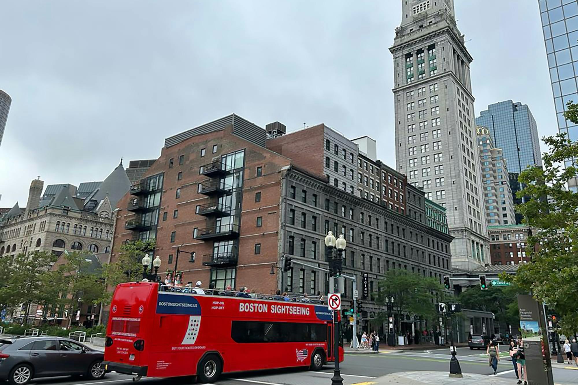 Boston: Double-Decker Bus City Sightseeing Tour Tickets