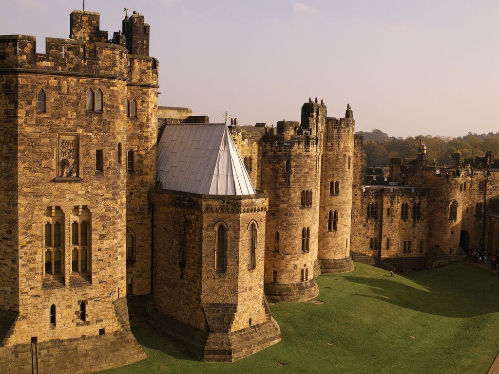 Alnwick Castle and Scottish Borders Tour | Tiqets