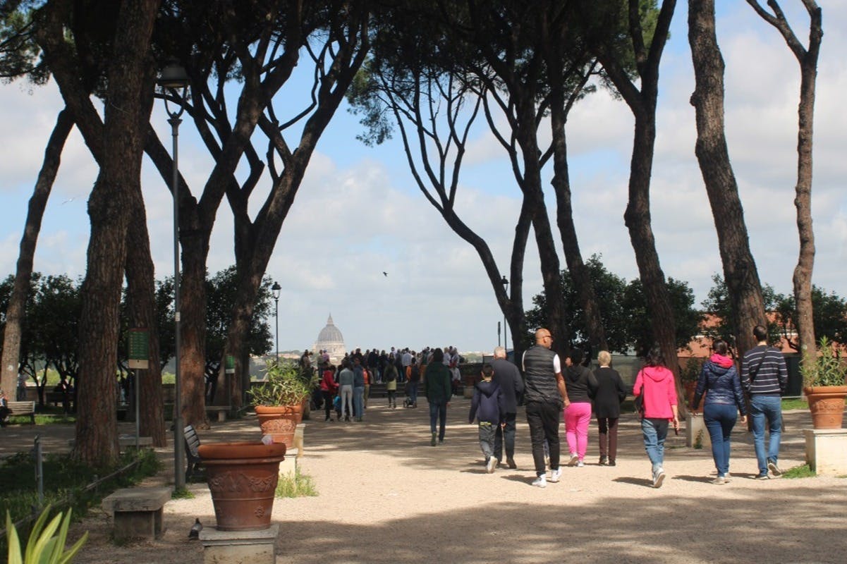 Leonardo Express: Rome to Fiumicino + Rome: Golf Cart Guided Tour