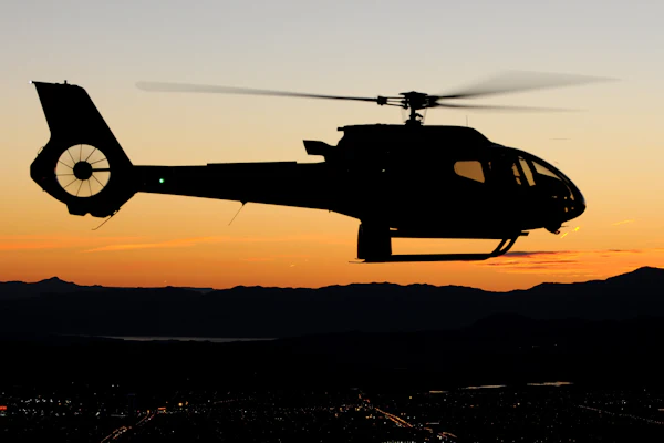 Grand Canyon: Day or Sunset Helicopter Flight with Landing + Snack ...
