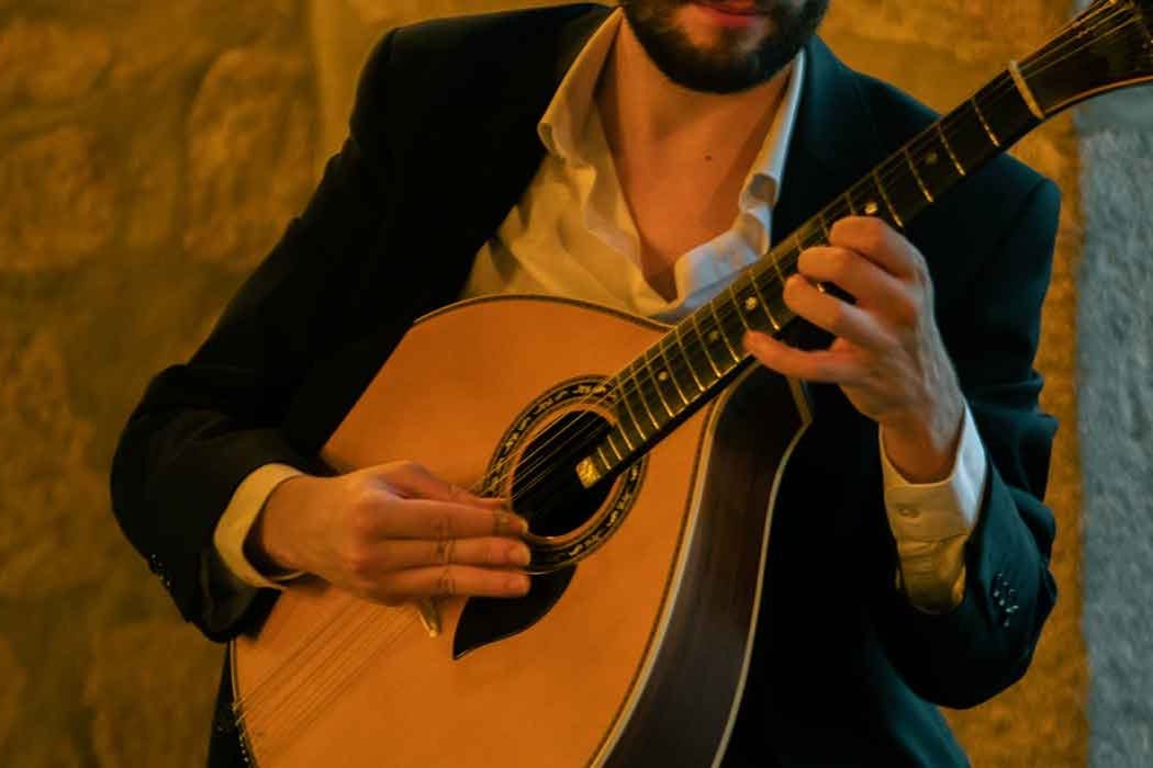 The Best of Porto: Live Fado, Port Wine & Dinner