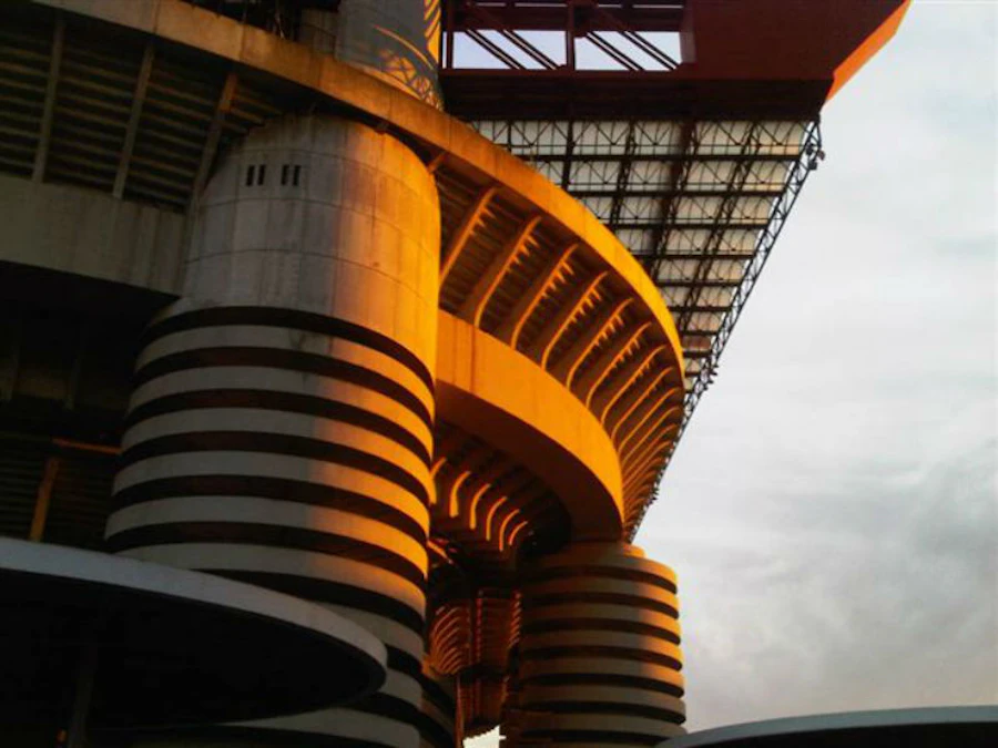 Visite du stade San Siro à Milan - Hellotickets