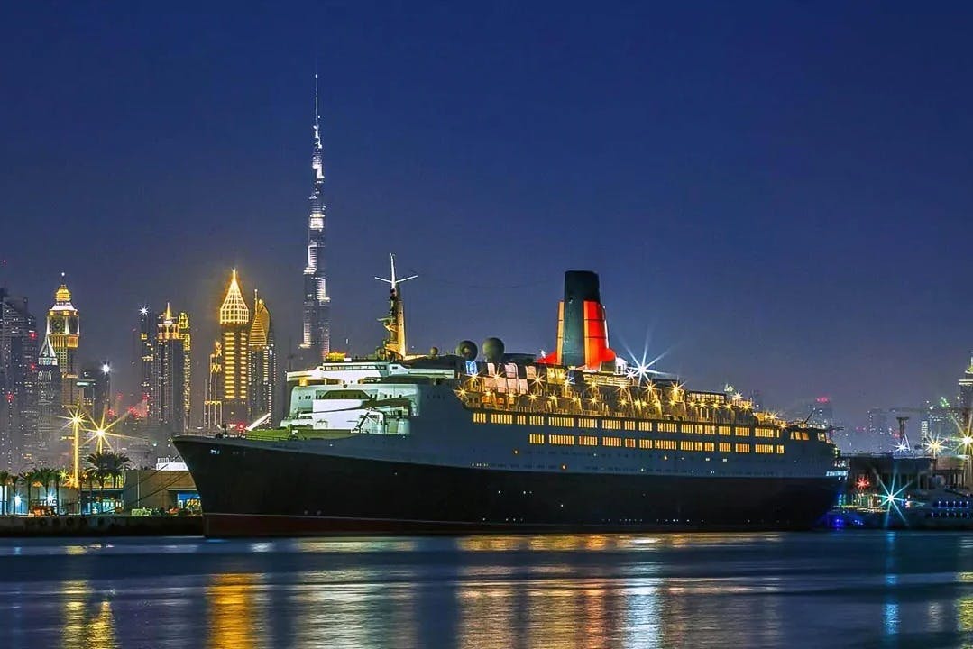 Queen Elizabeth 2: Guided Tour Tickets