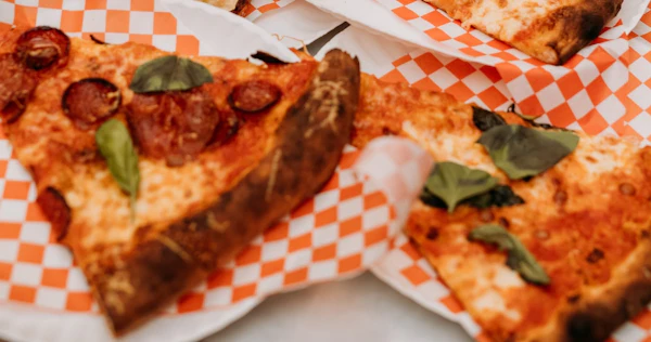 Quartier artistique de RiNo : visite gastronomique à pied | Réservez en ...