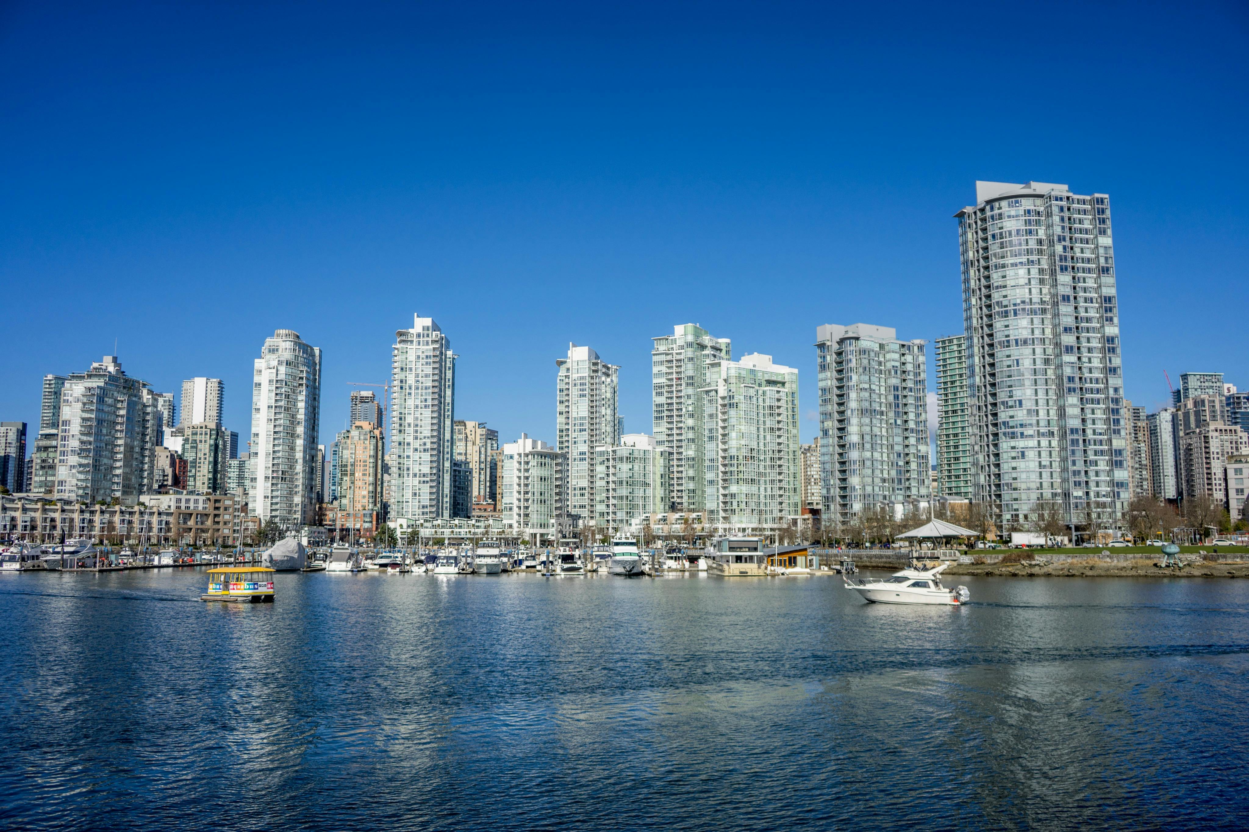 Vancouver Bus Tour and Stanley Park Walking Tour