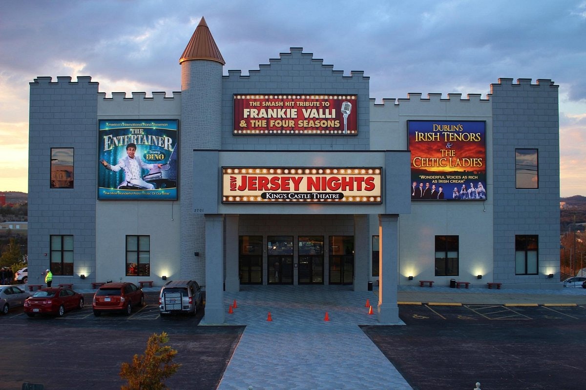 Teatro del Castello del Re | Prenota i Biglietti, Tour e Altro ancora