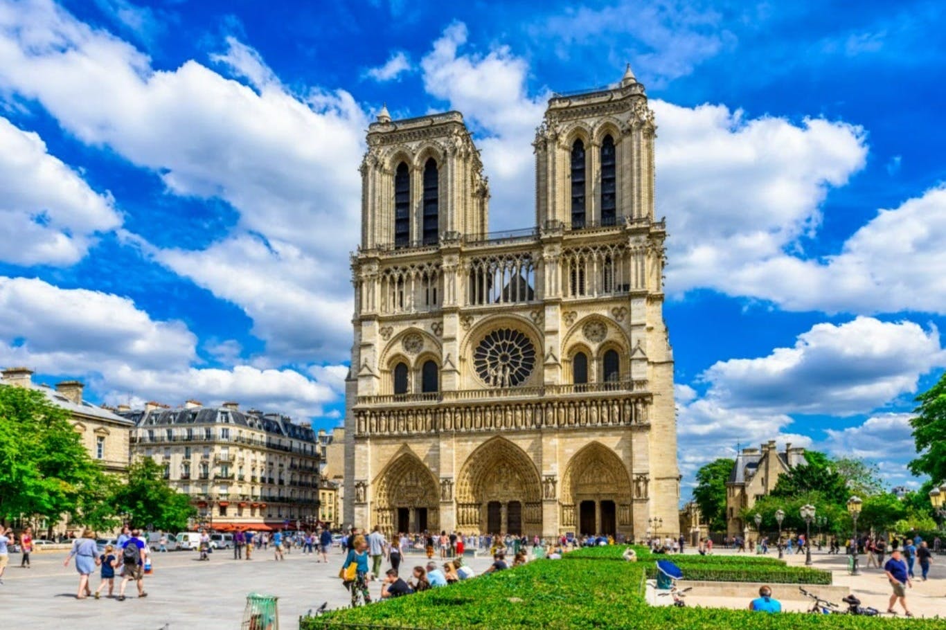 Paris: Big History Self-Guided Tour App Tickets