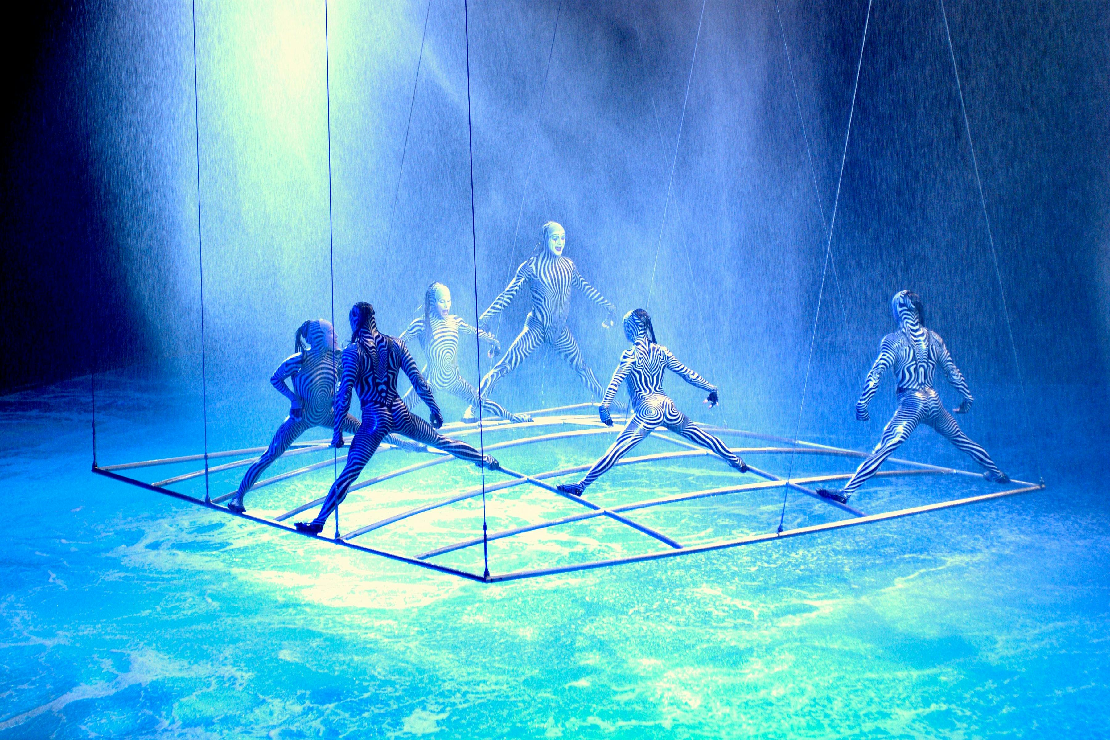Bellagio: “O” by Cirque du Soleil Tickets | Tiqets