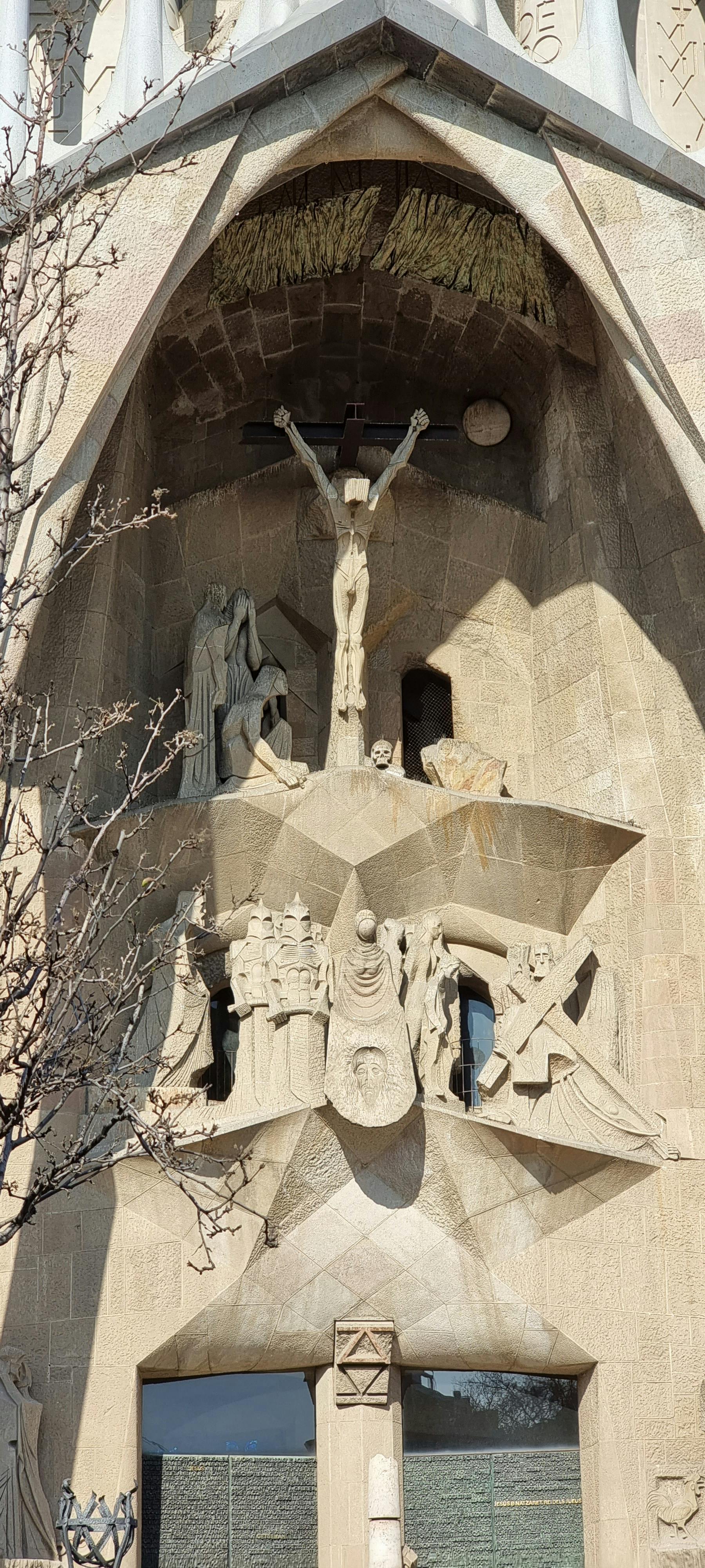 Book your Dalí Museum Day Trips from Barcelona online