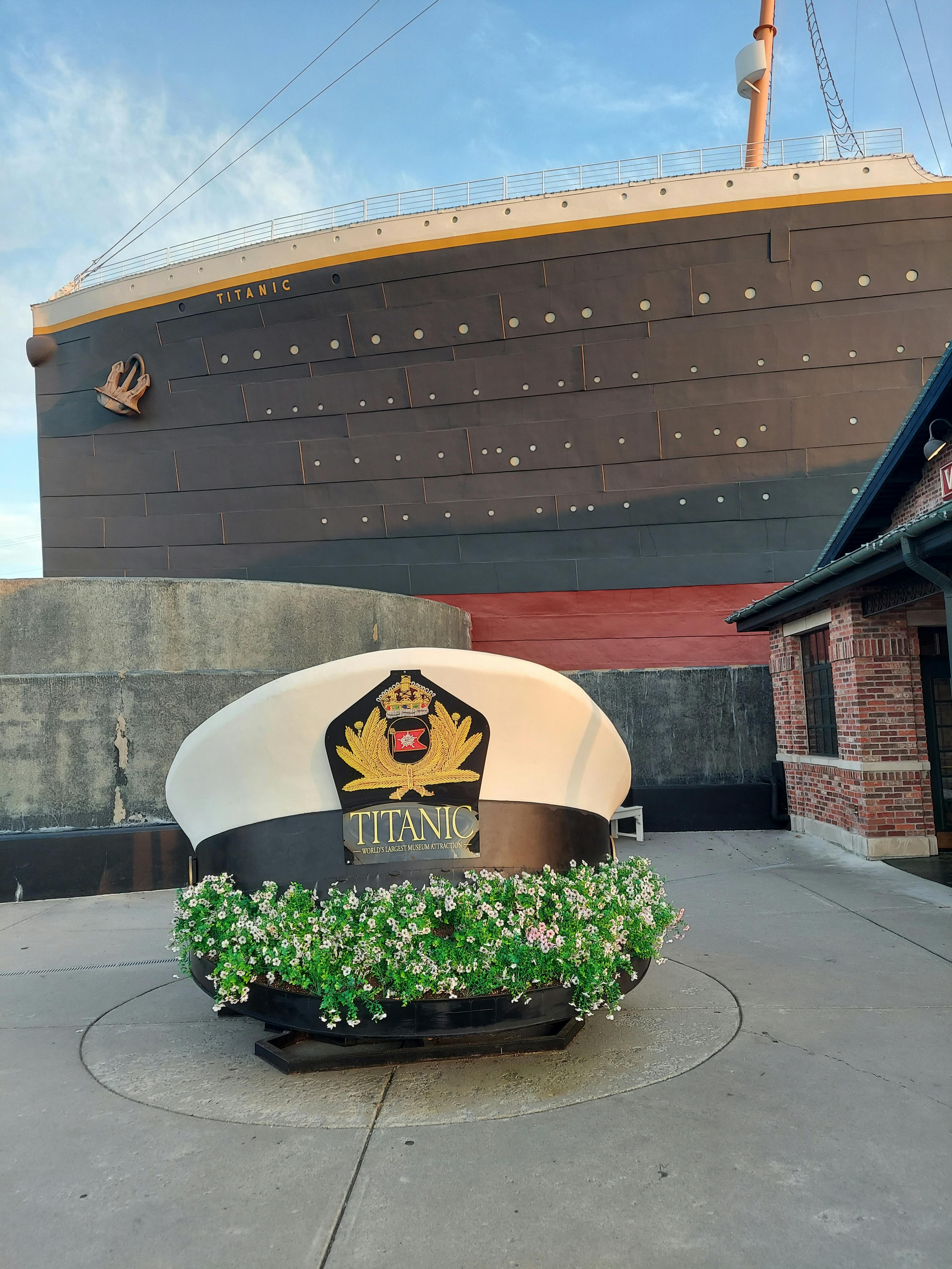 Titanic Museum Attraction Tickets - Pigeon Forge | Tiqets.com