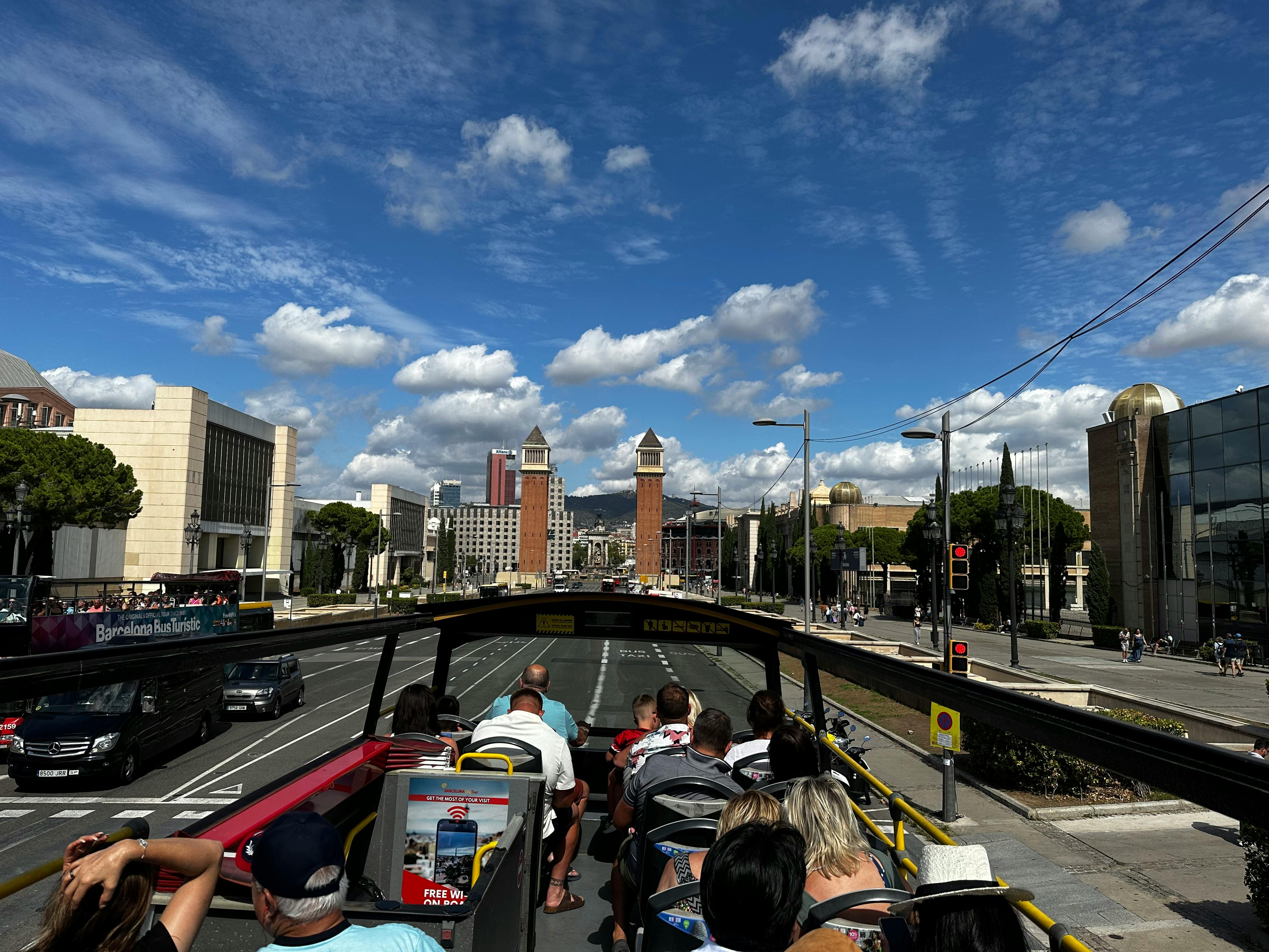 City Tour Barcelona - Hop-on Hop-off Around the City