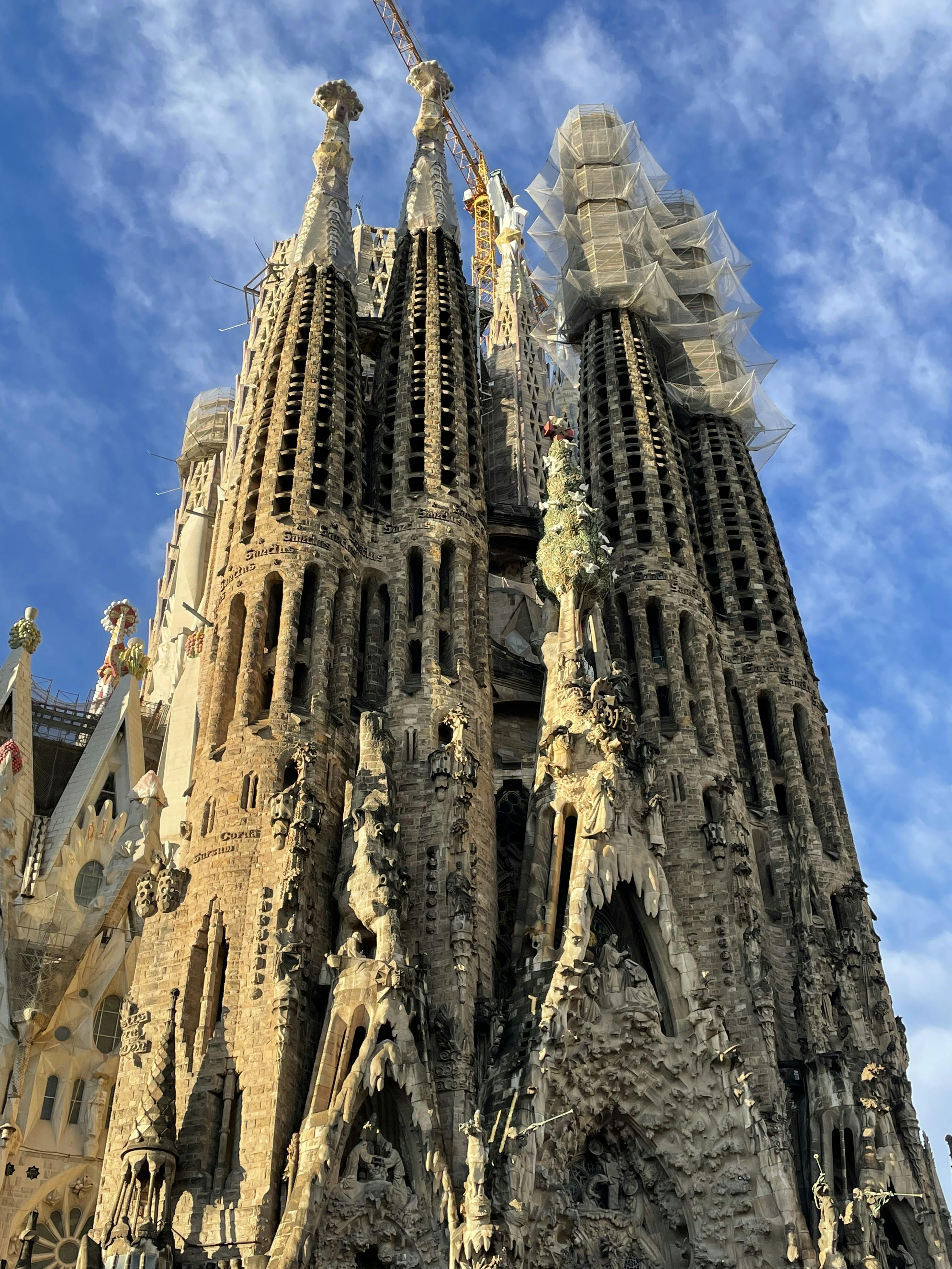 Barcelona Card + The Gaudí Bundle | Tiqets