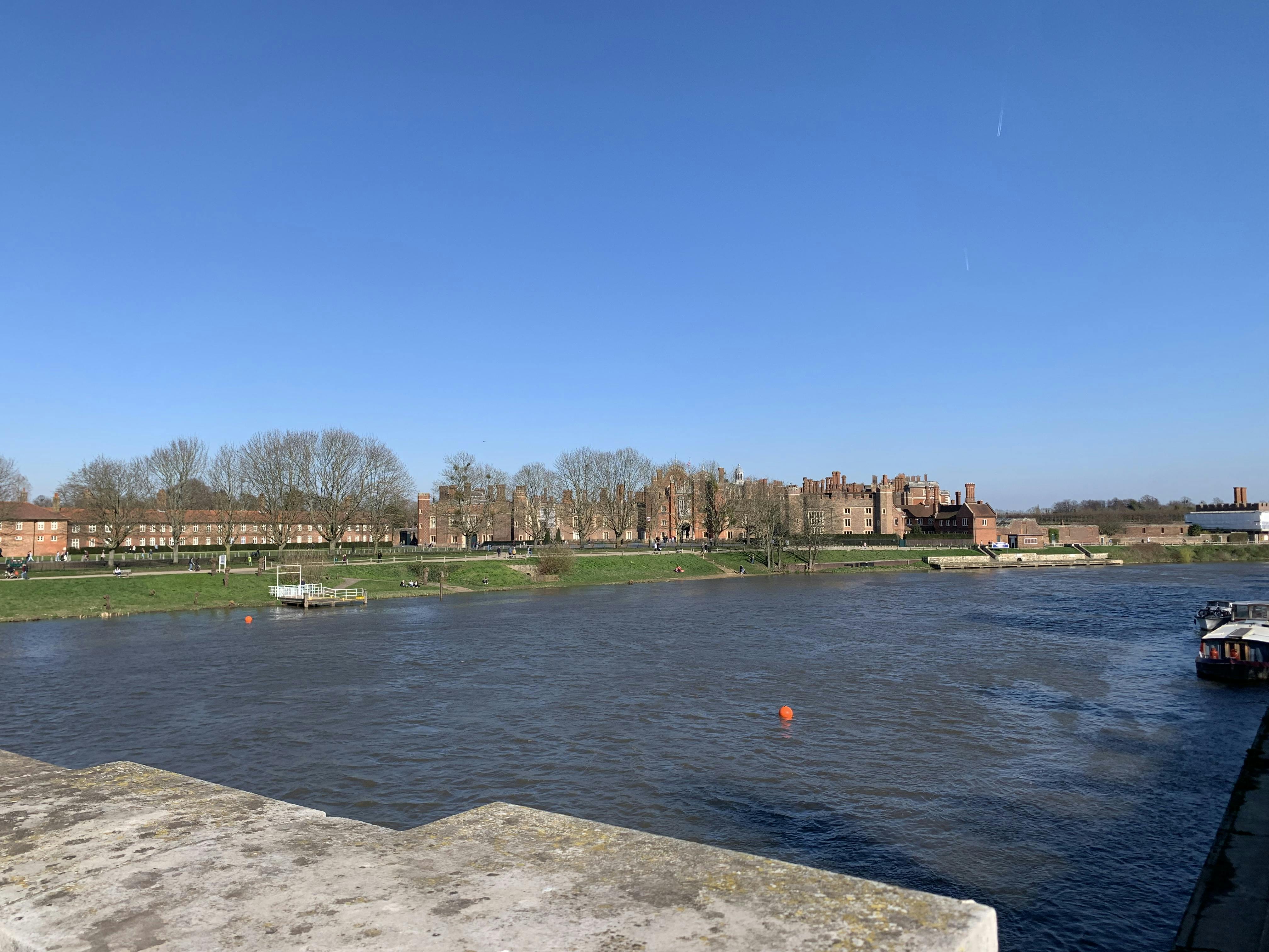 Hampton Court Palace, Gardens & Maze Tickets