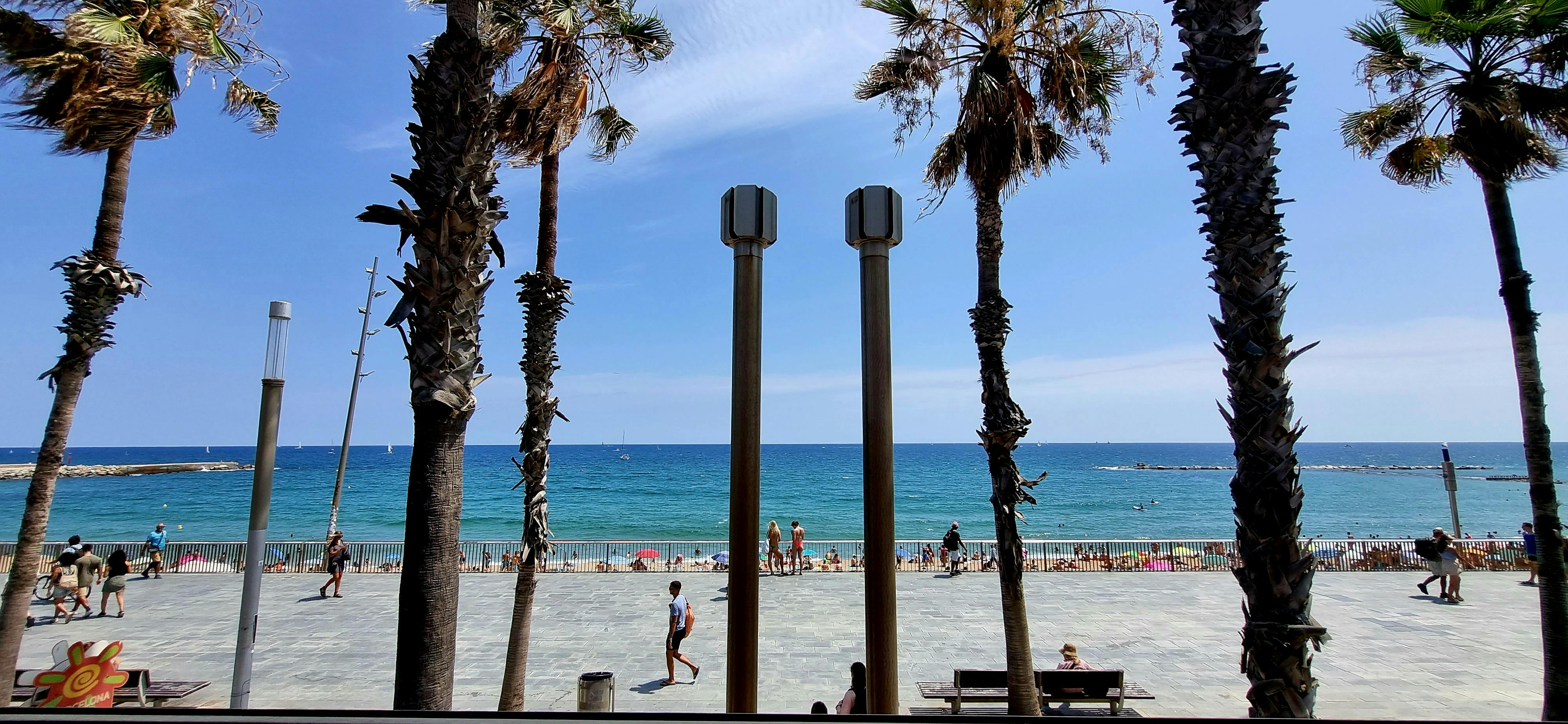 City Tour Barcelona - Hop-on Hop-off Around the City