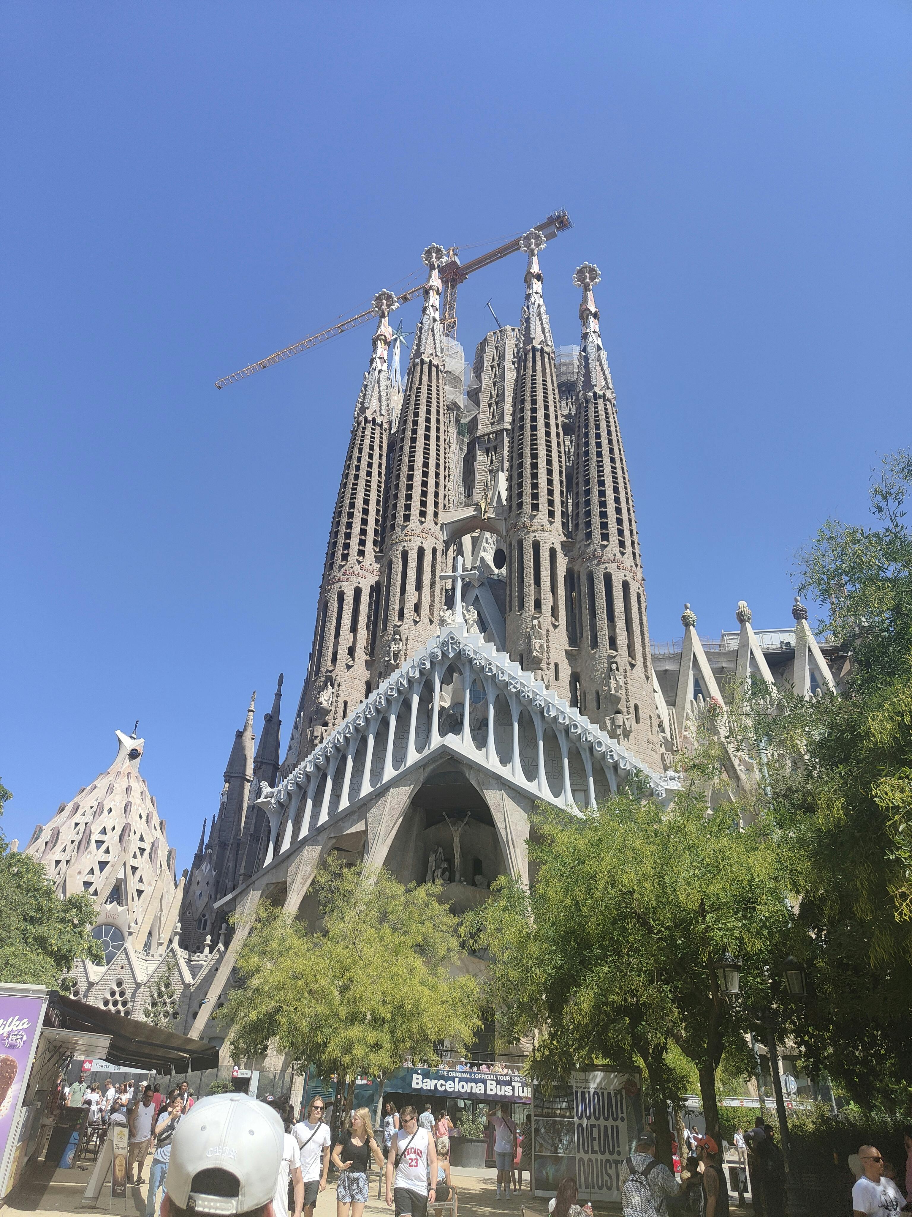 Barcelona Card + The Gaudí Bundle | Tiqets