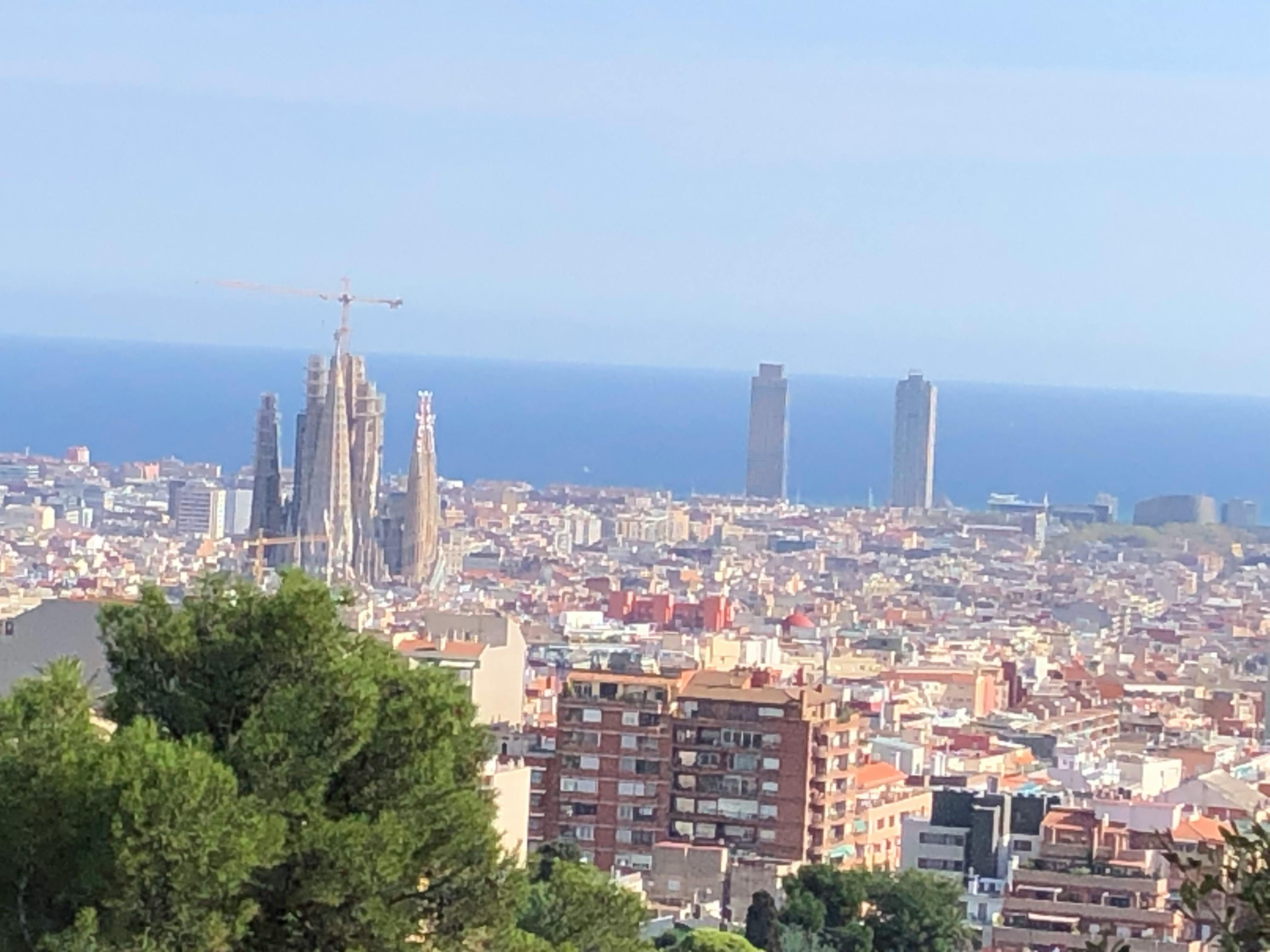 City Tour Barcelona - Hop-on Hop-off Around the City