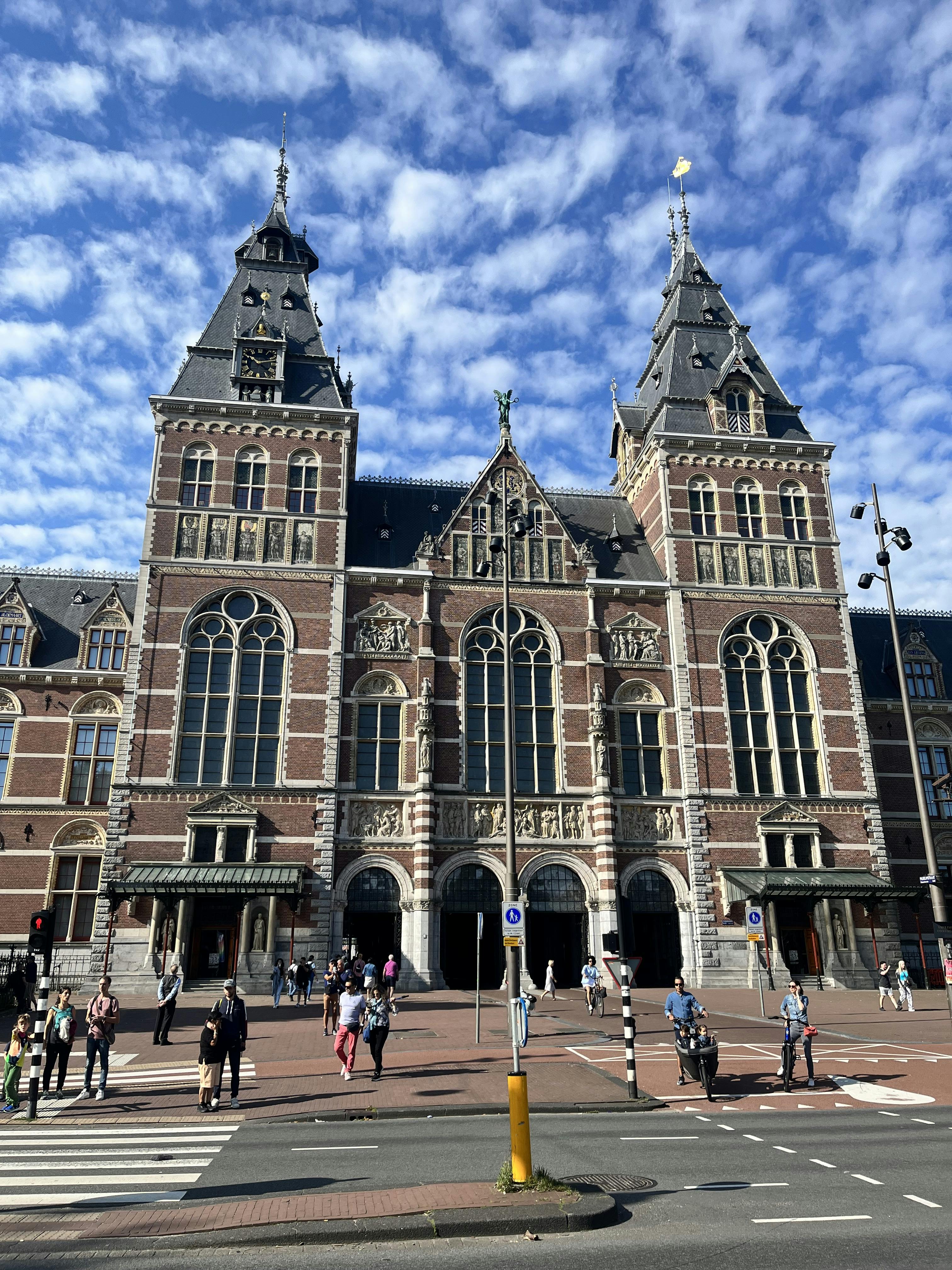 MacBike Bike Rental: Amsterdam Central Station | Tiqets