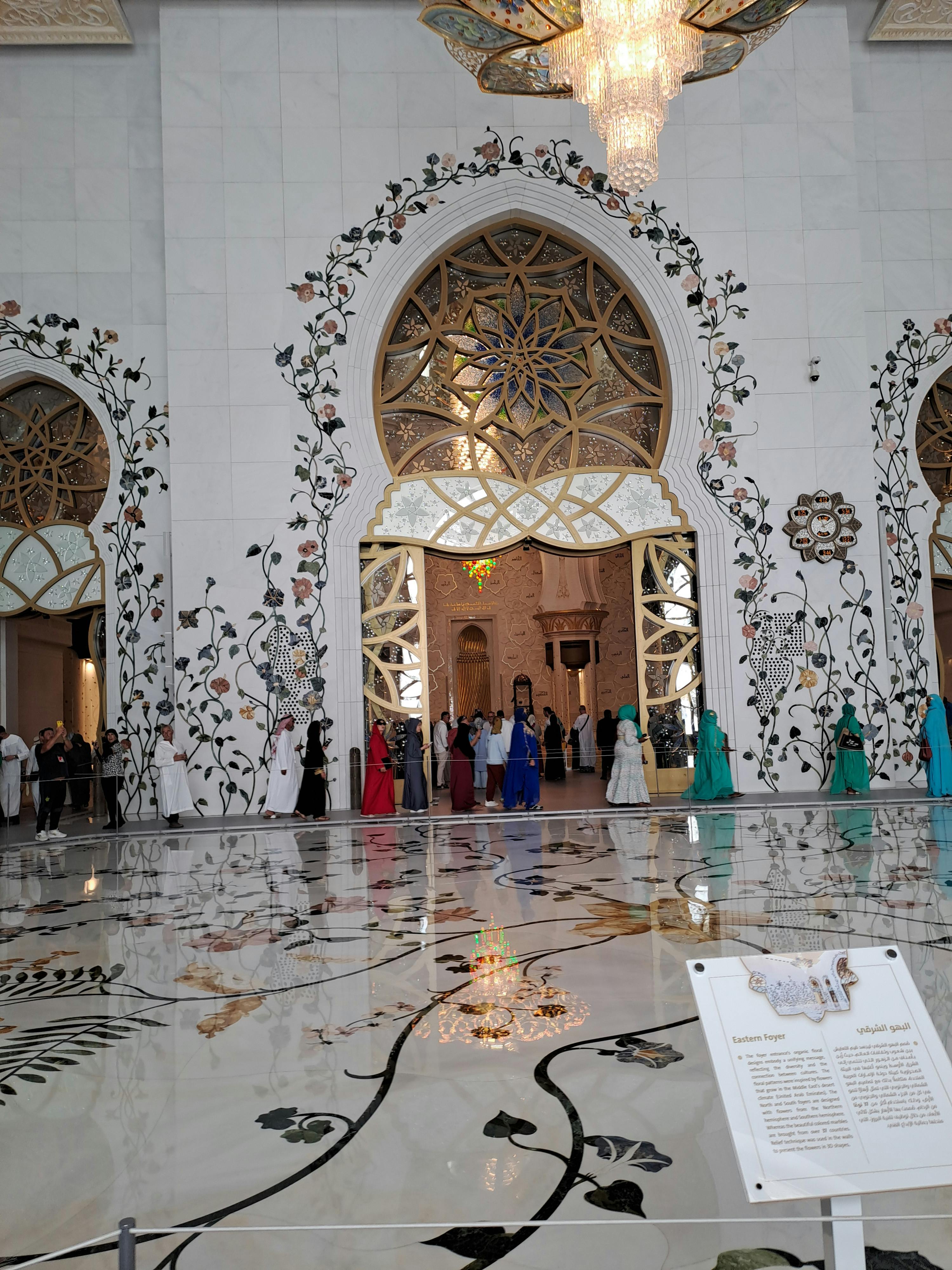 Sheikh Zayed Grand Mosque Tickets - Abu Dhabi | Tiqets.com