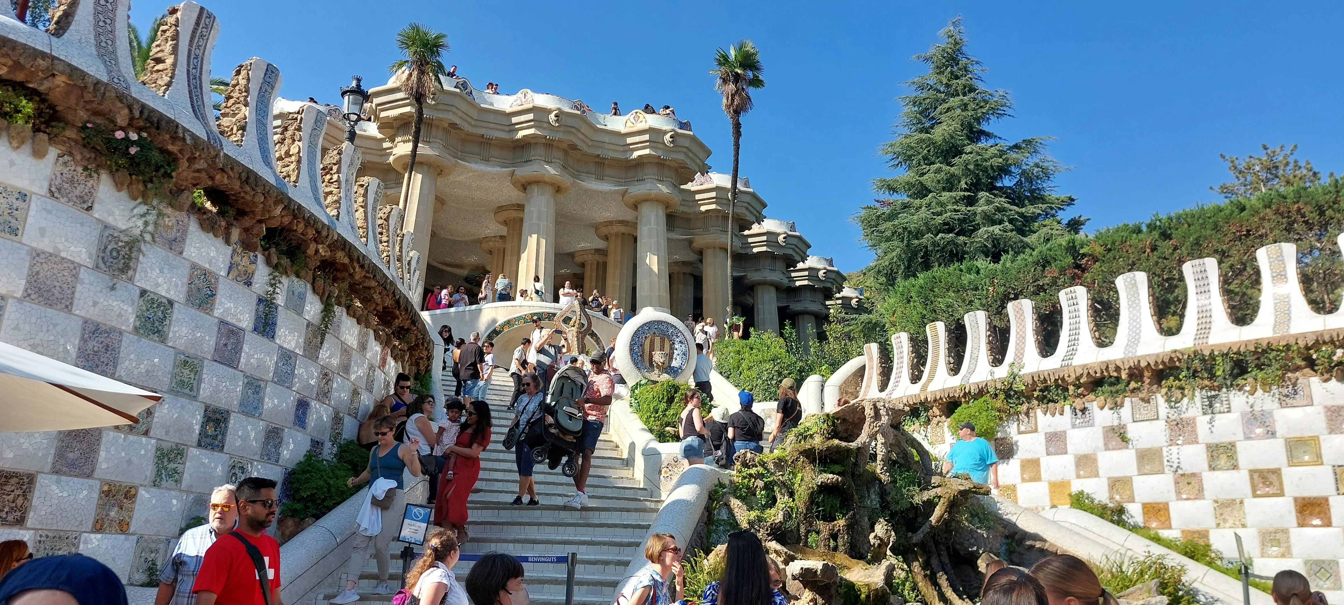 City Tour Barcelona - Hop-on Hop-off Around the City