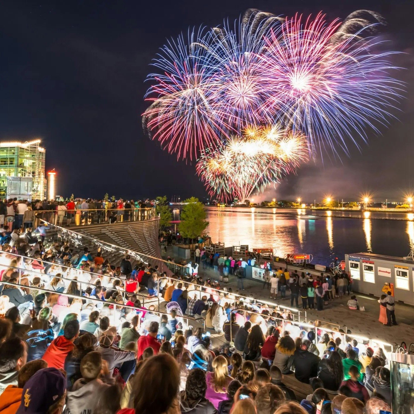 Special Event: Summer Fireworks, Navy Pier Centennial Wheel | Tiqets.com